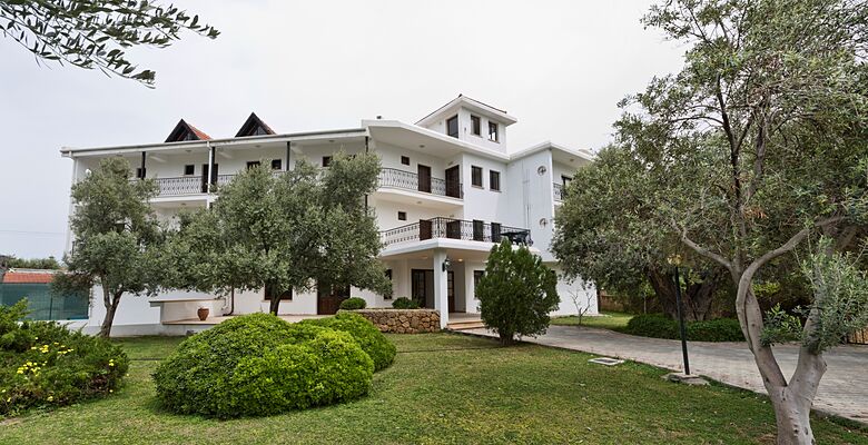 Ship Inn Hotel - Kyrenia, North Cyprus