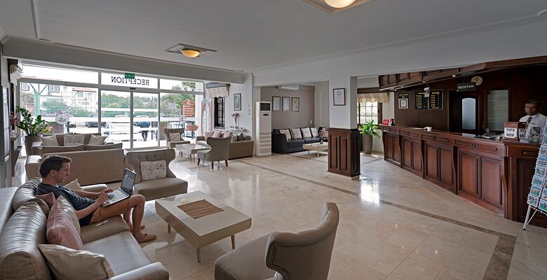 Ship Inn Hotel - Kyrenia, North Cyprus