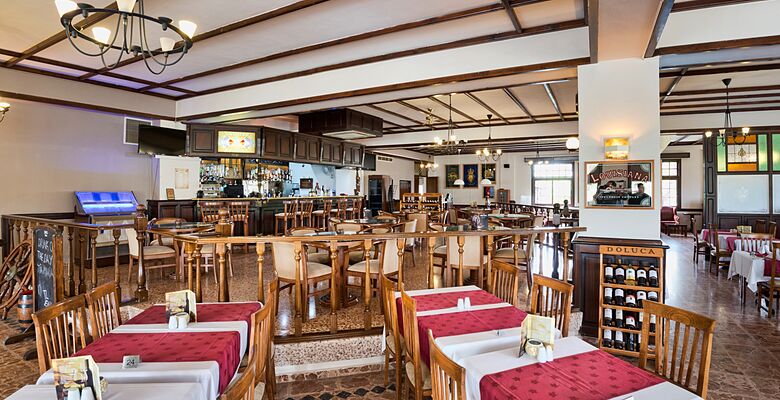 Ship Inn Hotel - Kyrenia, North Cyprus